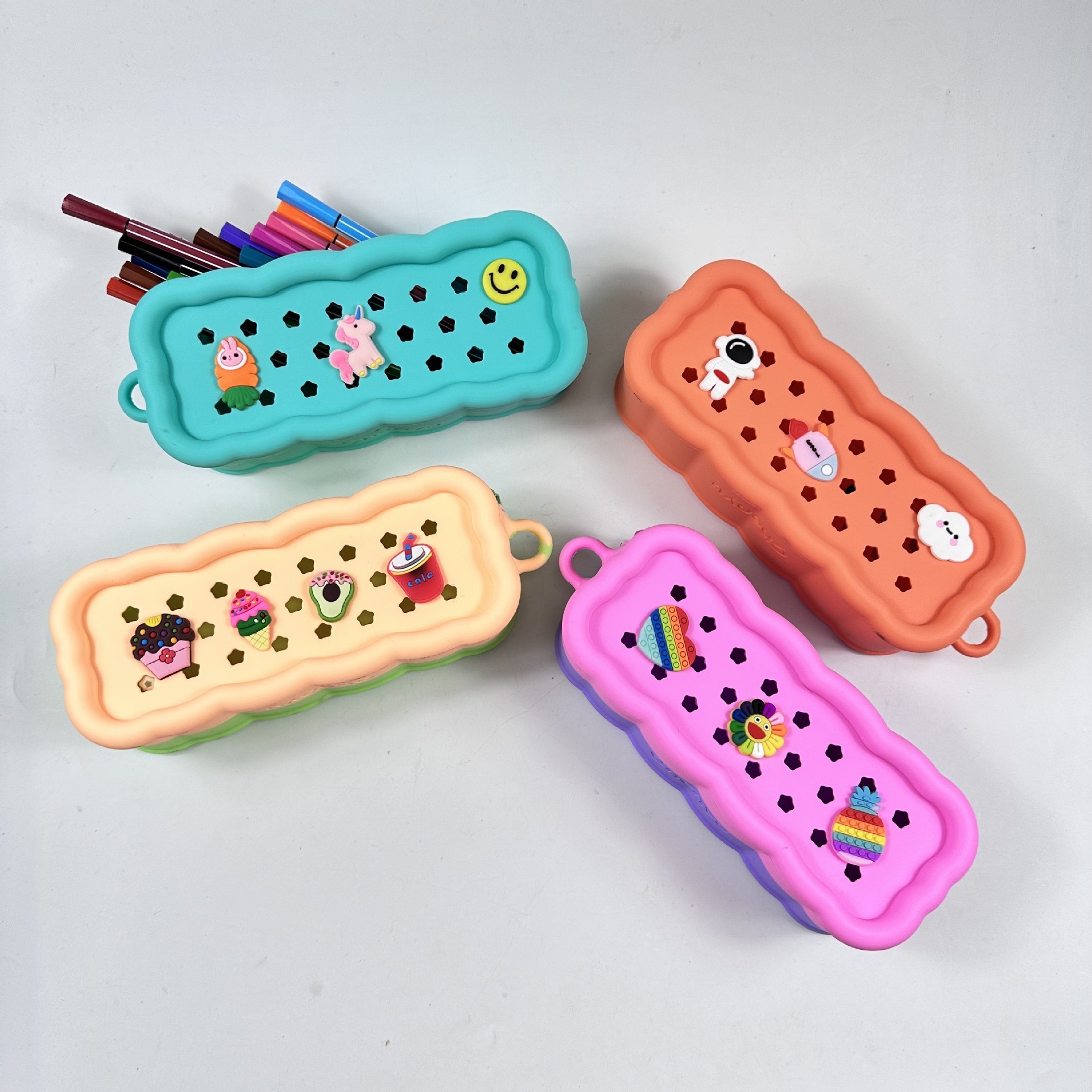 DIY Style Silicone Pencil Case Cute Pencil Pouch for Students ...